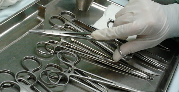 Detroit paper uncovers dirty surgical tool problem at city hospitals ...